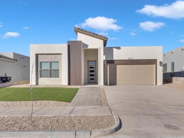 12829 Middlesbrough Ave, Horizon City, TX 79928