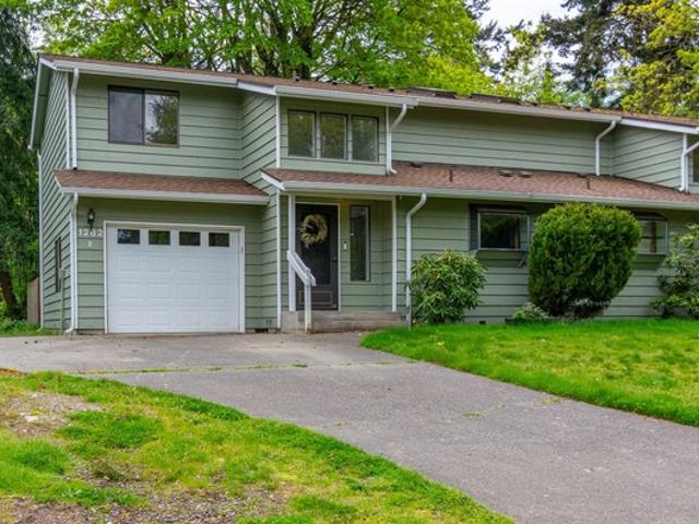 1282 NW Lanyard Loop # 2, Oak Harbor, WA 98277