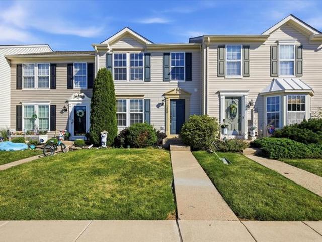 1282 Hunter Ln, Perkiomenville, PA 18074