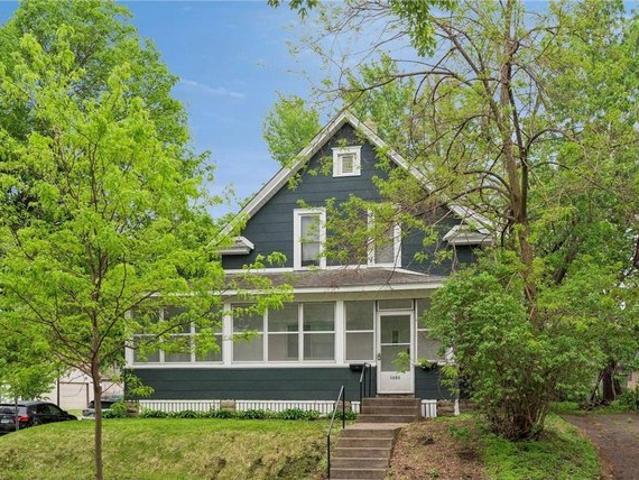 1282 Hewitt Ave, Saint Paul, MN 55104