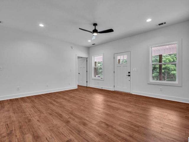1282 Robin Hill Road