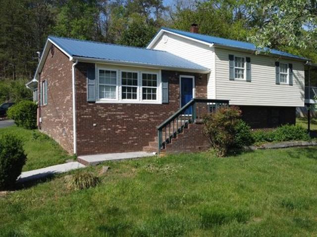 1282 Sweetwater Rd, Newport, TN 37821