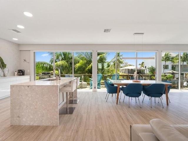 1282 Venetian Way, Naples, FL 34110