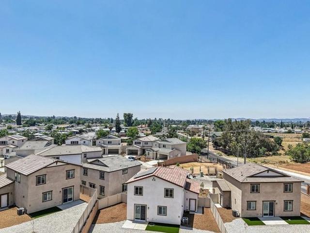 12837 2nd St, Yucaipa, CA 92399