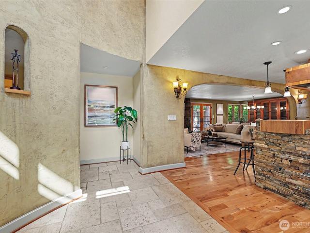 12838 NE 73rd Street
