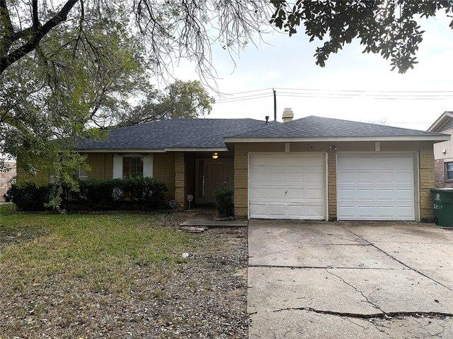 12839 Glenwolde Dr, Houston, TX 77099