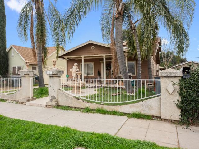 1283 N Calaveras St, Fresno, CA 93728 | MLS #641303
