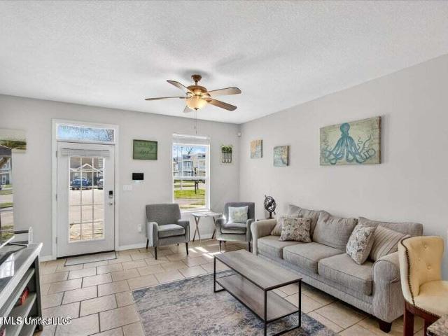 1283 Century Oaks Drive