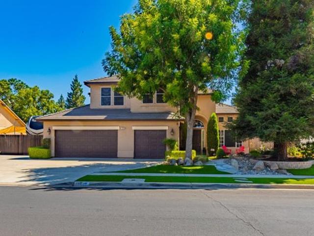 1283 Coventry Ave, Clovis, CA 93611