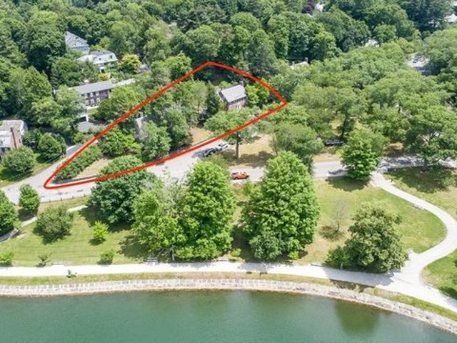 128 140 Dudley, Brookline, MA 02445