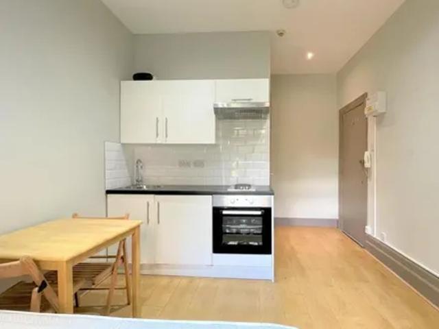 128 164 Iverson Road, London, NW6 2HG, United Kingdom | Studio apartment for rent #138594219 | Rentberry