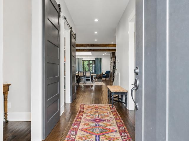 128 37th Ave N