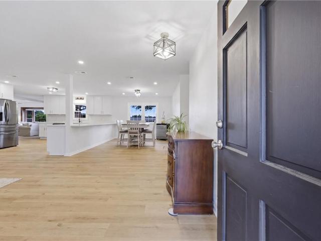 128 Convention DR