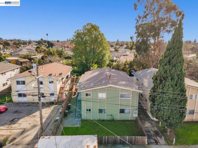 128 Catron Dr, Oakland, CA 94603 | MLS #41121 | Compass