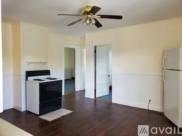 128 Campus Avenue, Unit 6RA 128 Campus Avenue, Unit 6RA