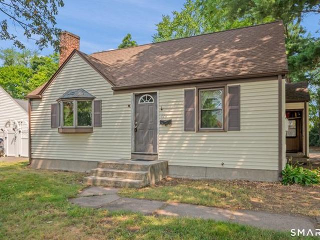 128 Capen St, Windsor, CT 06095