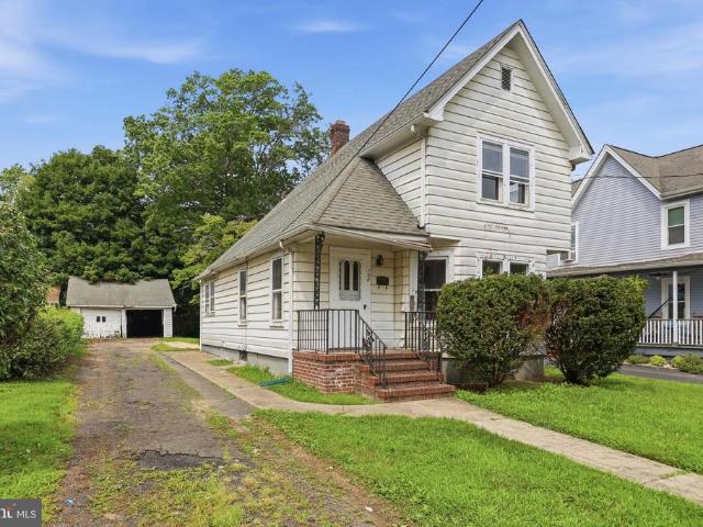 128 Center Street