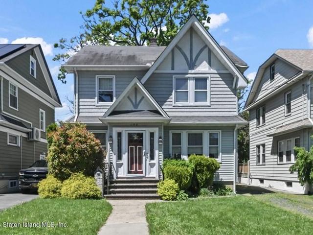128 Crystal Ave, Staten Island, NY 10302