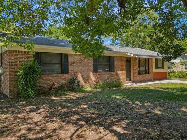 128 Angeles Rd, Debary, FL 32713