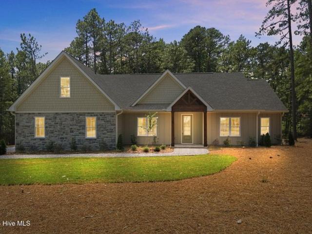128 Banbridge Dr, Seven Lakes, NC 27376