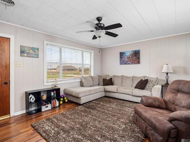 128 Bertie St, Napoleonville, LA 70390