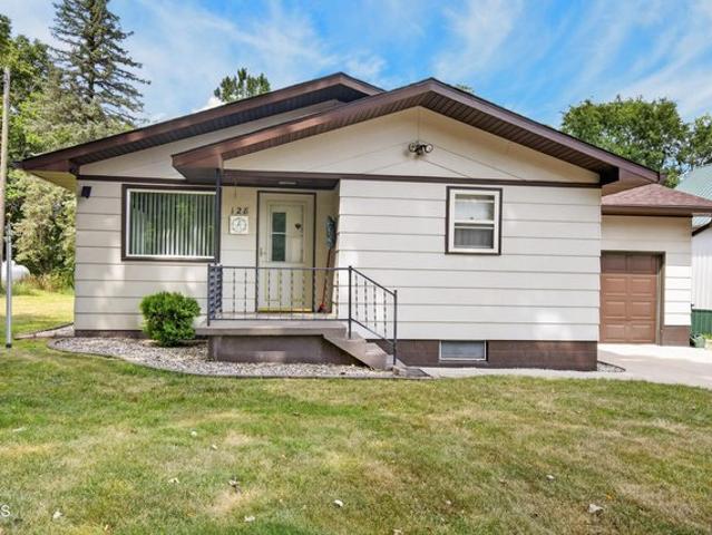 128 Bluff St, Fort Ransom, ND 58033