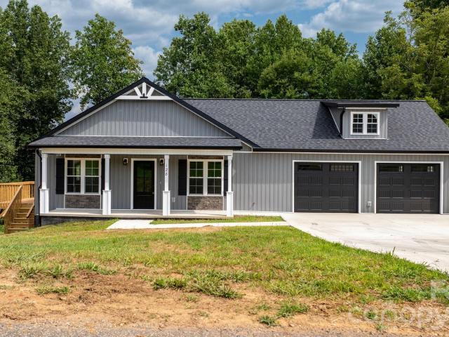 128 Buck Shoals Circle