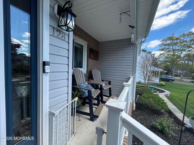 128 Gangway Lane