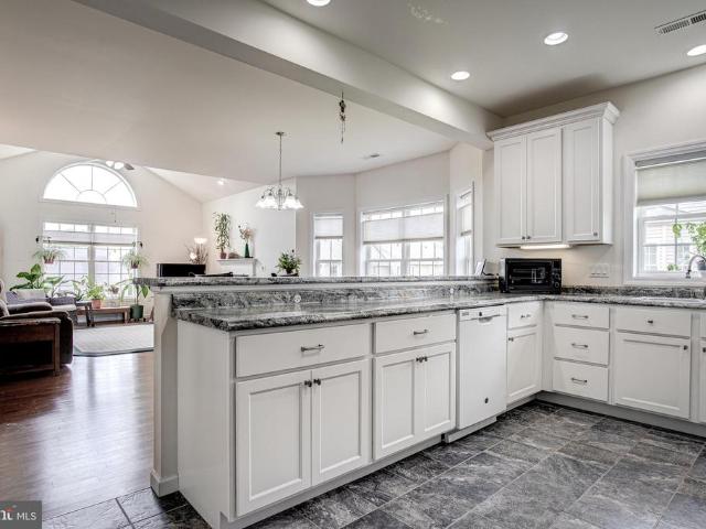 128 Gemstone Drive