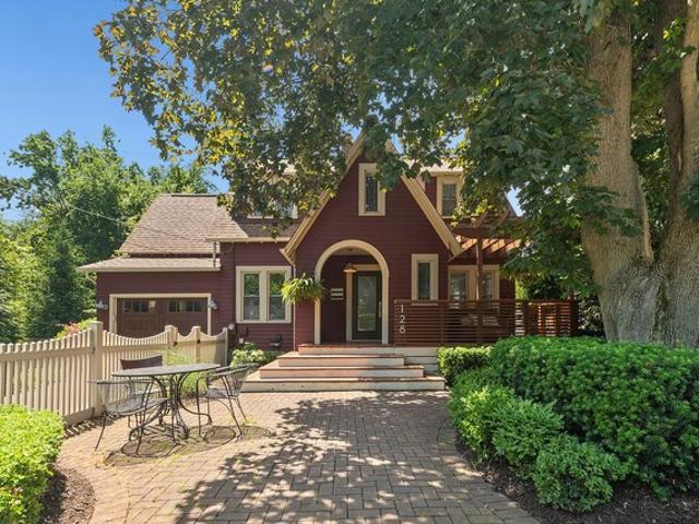 128 Gum St, New Lenox, IL 60451