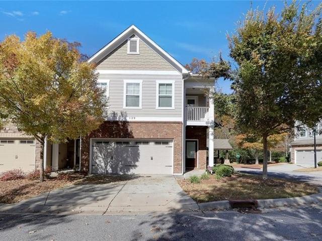 128 Davina Dr, Smyrna, GA 30082