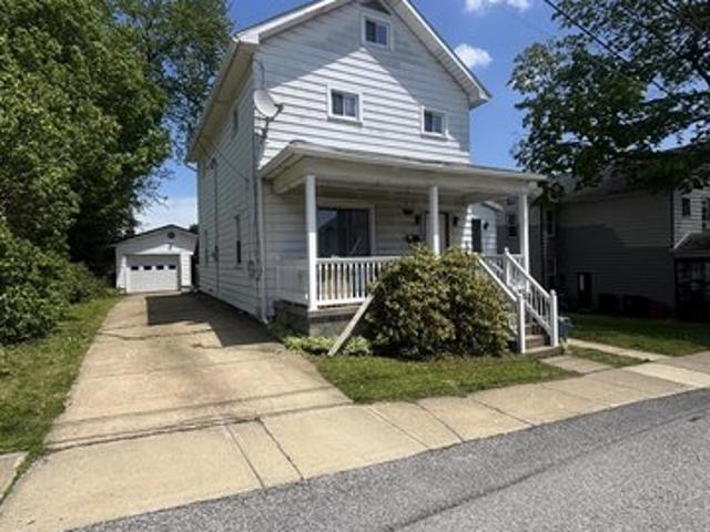128 Diamond St, Saint Marys, PA 15857