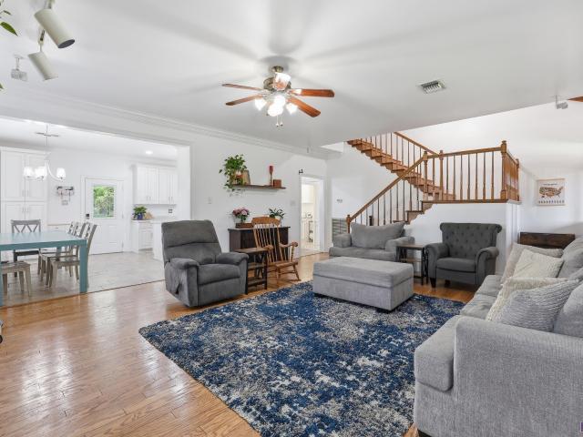 128 E 43rd St, Cut Off, LA 70345 | MLS #BY2026008
