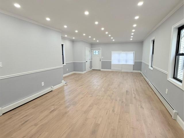 128 E 238th Street