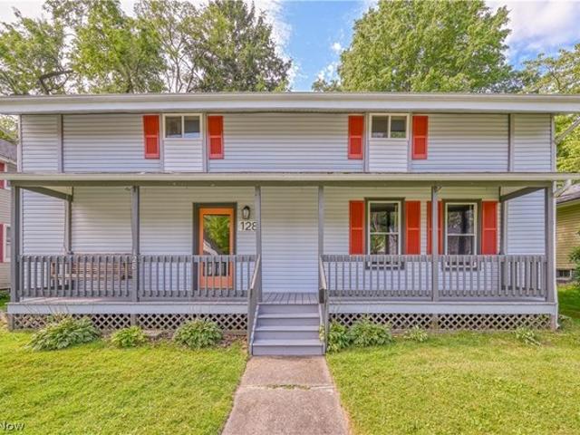 128 E Central Ave, Ravenna, OH 44266