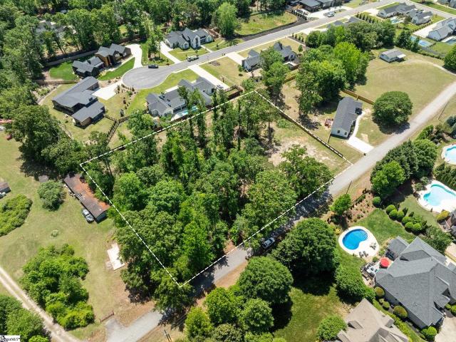 128 Edwards Circle