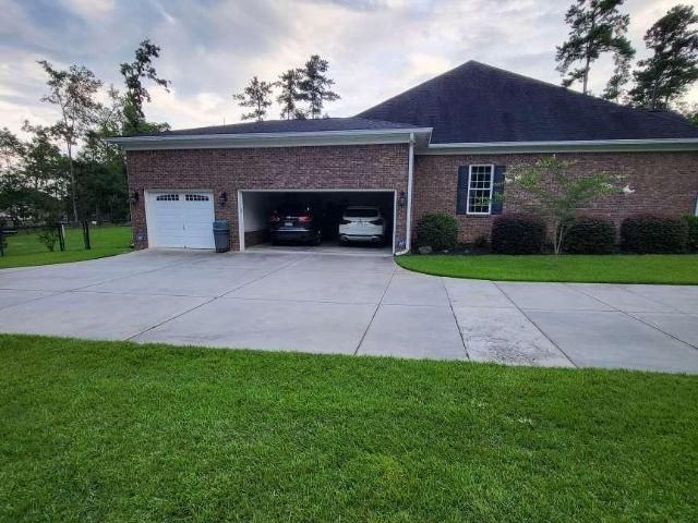 128 Edgewater Drive