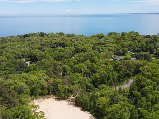 128 Ellisville Rd, Plymouth, MA 02360