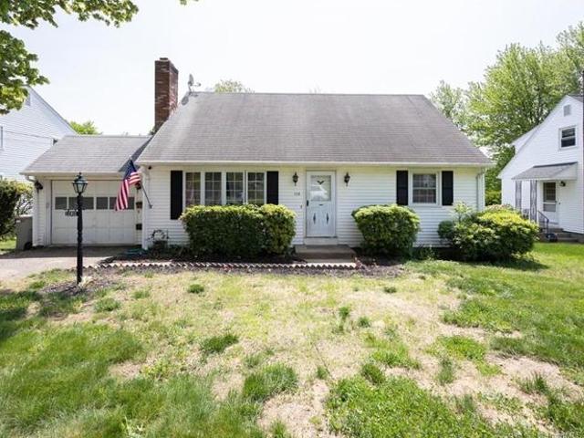 128 Fairlawn St, Bristol, CT 06010