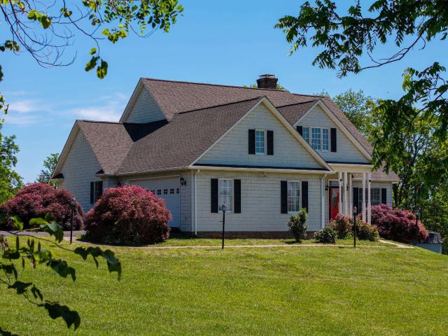 128 fairview cir