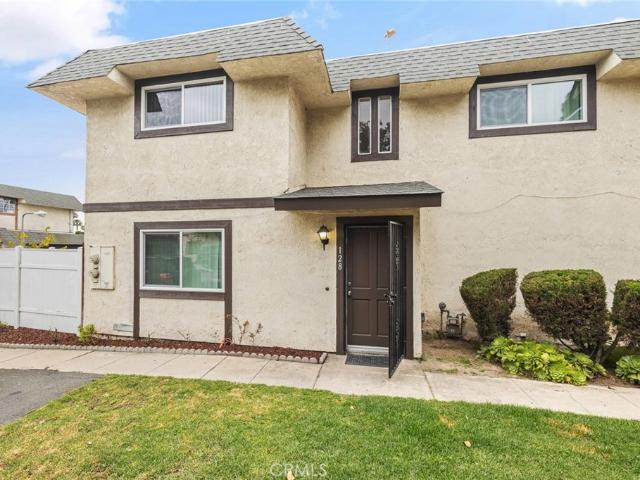 128 Fairview Street 1