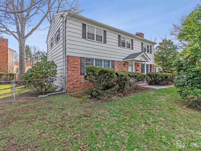 128 Hazelwood Avenue
