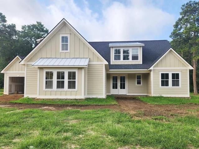 128 Hazelwood Dr, Leesburg, GA 31763