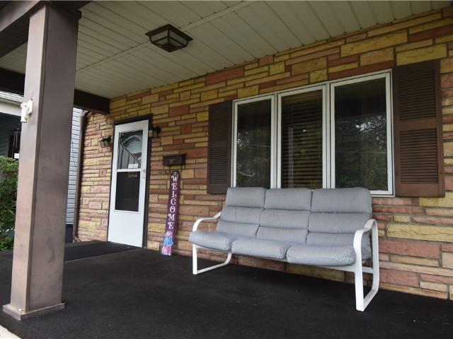128 Hartrey St