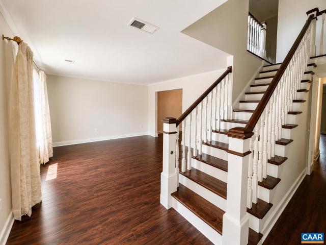 128 harvest dr
