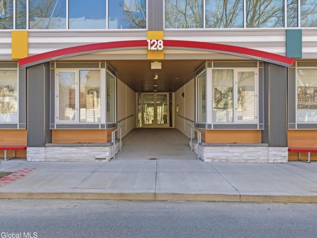 128 Henry Street # APT 203