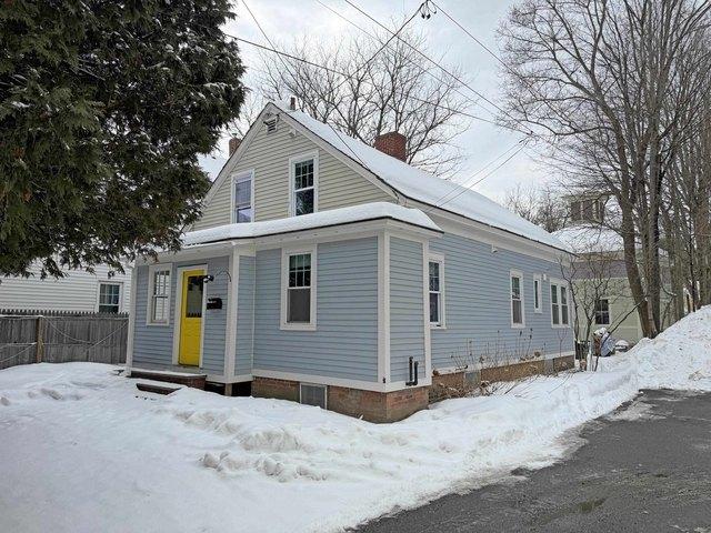 128 High St, Brattleboro, VT 05301