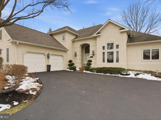 128 Inverness Dr, Blue Bell, PA