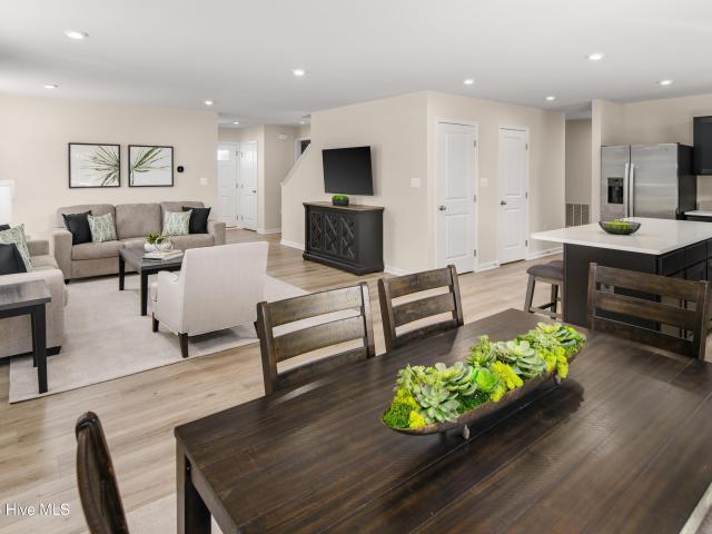 128 Jasmine Court