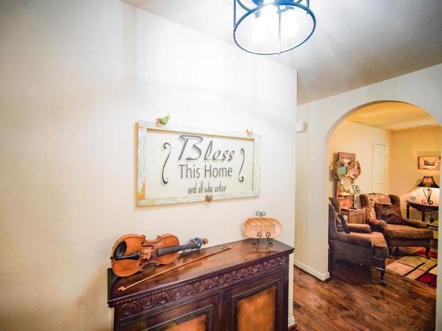 128 Oak Creek St, Jacksboro, TX 76458 | MLS #21182